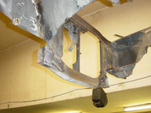 CHASSIS INSTALLATION - Auto Weld Chassis