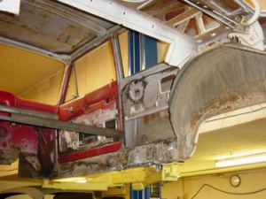 CHASSIS INSTALLATION - Auto Weld Chassis